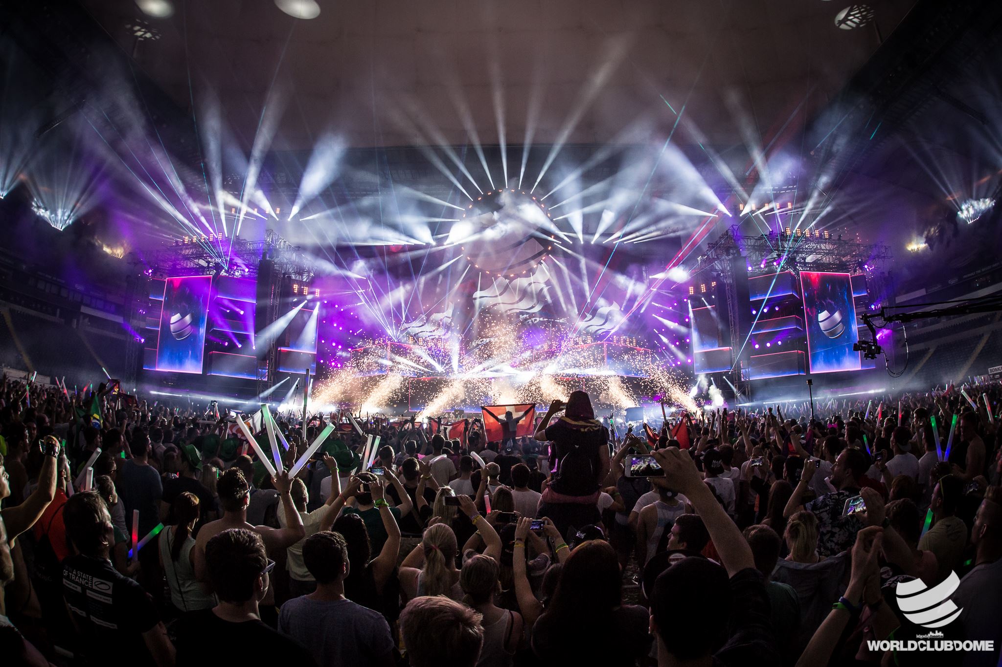 WORLD CLUB DOME Livestream » RauteMusik Guide